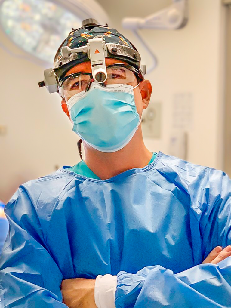 CIRUJANO PLASTICO | DR FELIPE ESTEVEZ